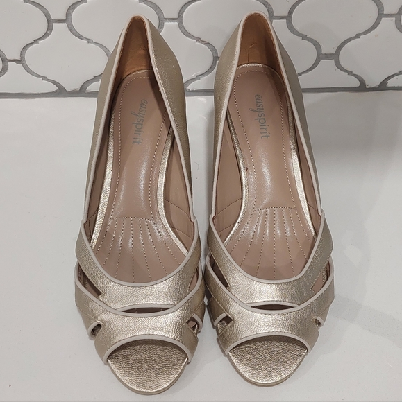 Easy Spirit | Shoes | Easy Spirit Gold Peep Toe Pumps 75 Wide | Poshmark